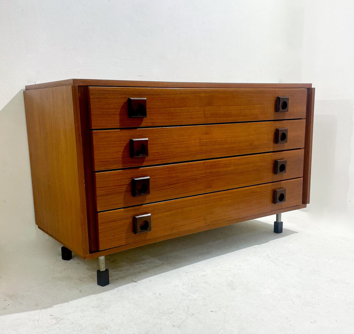 Mid Century Modern Chest of Drawers with Square Handles - Living in ...