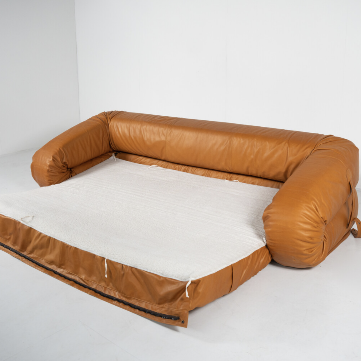 Mid-Century Sofa / Bed model ''Anfibio" by Alessandro Becchi for ...
